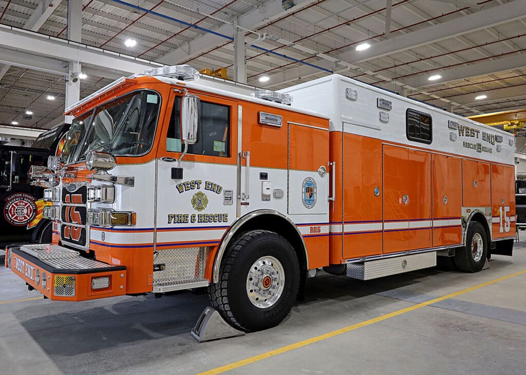 WEST END FIRE & RESCUE Pierce Arrow XT Walk-In Heavy-Duty Rescue ...